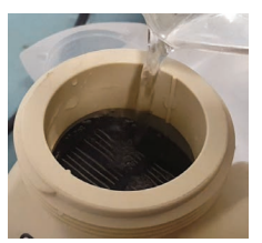 How do I perform the IChlor Salt Chlorine Generator test?